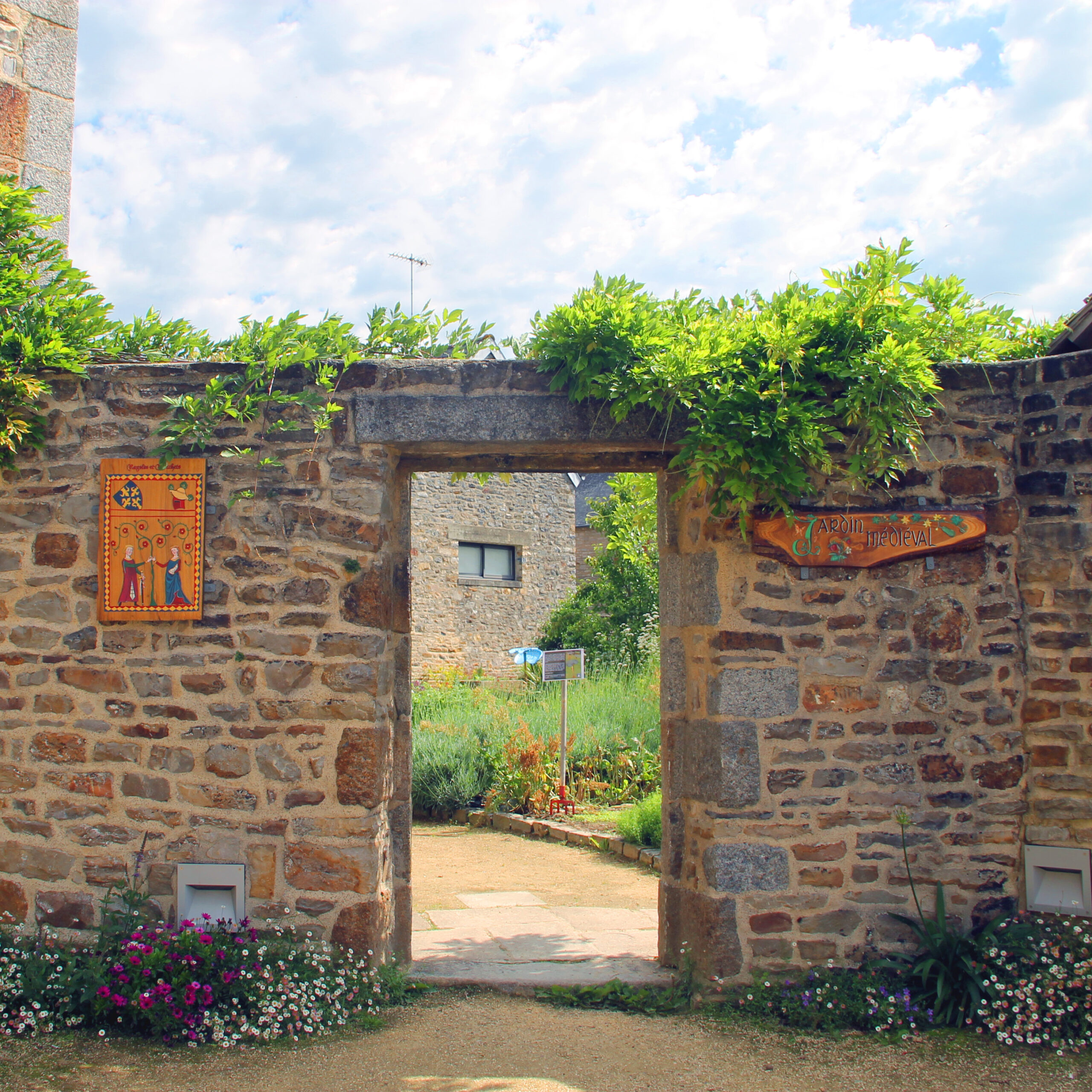 Le Jardin Médiéval - Saint-Aubin-du-Cormier